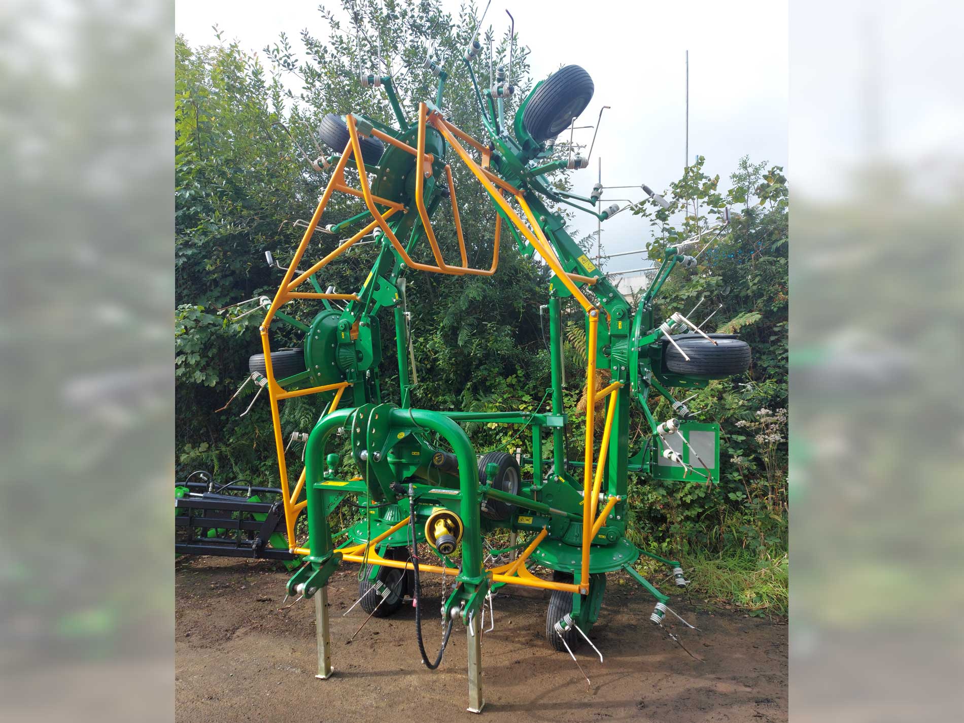 Malone Tedd Air 840 Tedder - Short & Abbott Devon